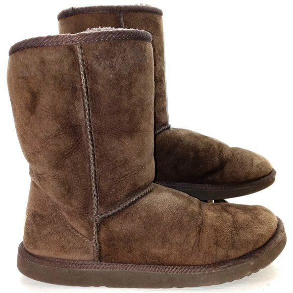 UGG | Shoes | Ugg Australia Classic Short 5825 Womens Shearling Suede Boots Brown Size 8w | Poshmark